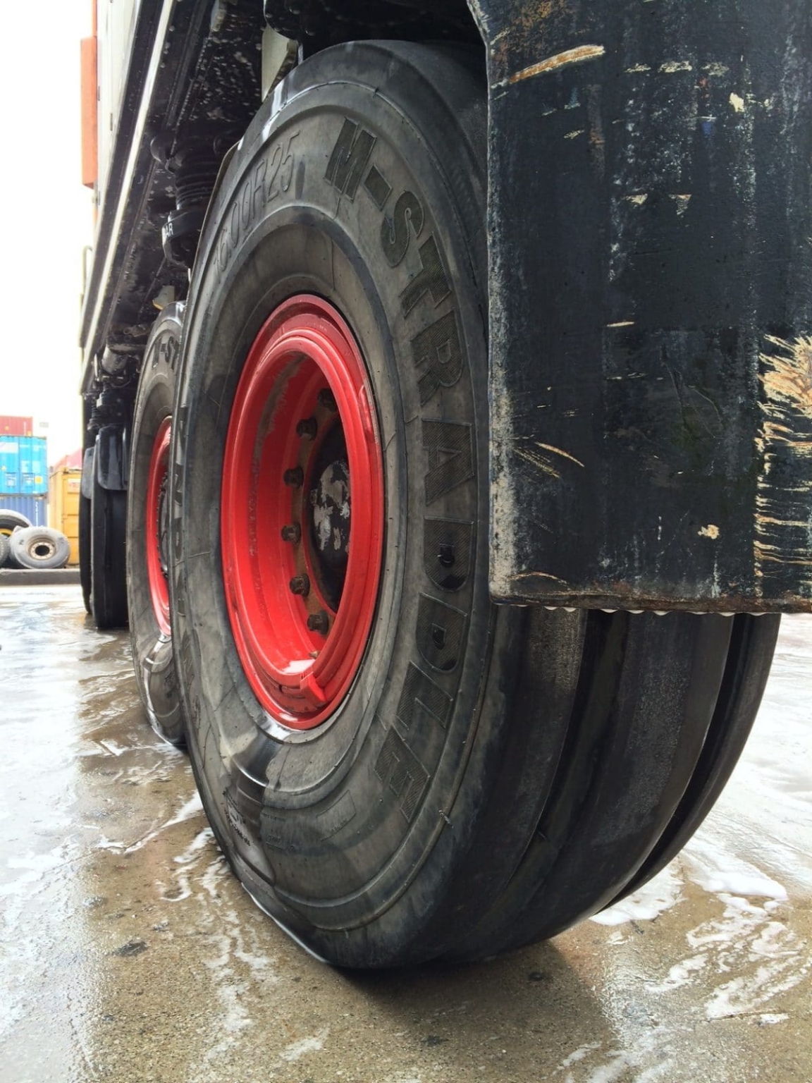 Outstanding Performance Magna M-STRADDLE at Short Sea Terminal in The ...
